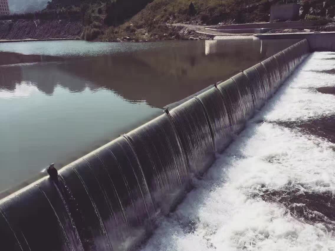 Water Conservancy Project Air Inflatable Rubber River Water Dam - Buy ...